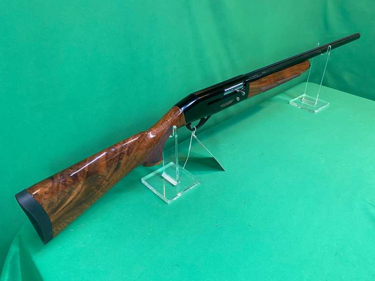 Weatherby Element Deluxe 12ga Semi-Auto Shotgun (NIB) - Gavel Roads ...