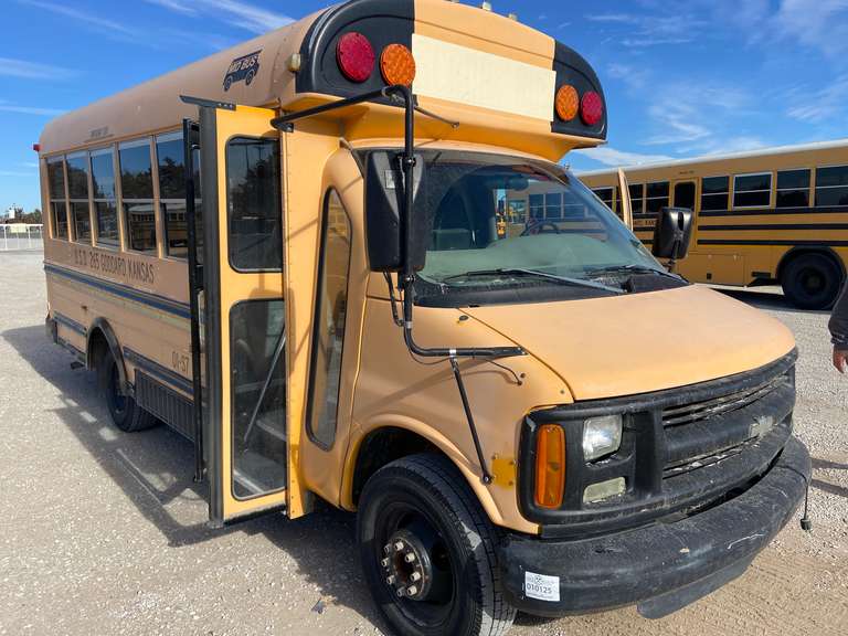 2001 Chevy Express Mini School Bus - Gavel Roads Online Auctions