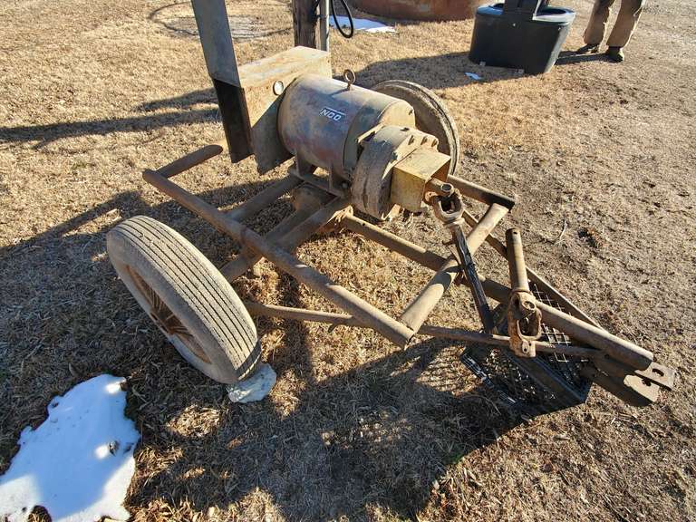 Winco Generator - Gavel Roads Online Auctions