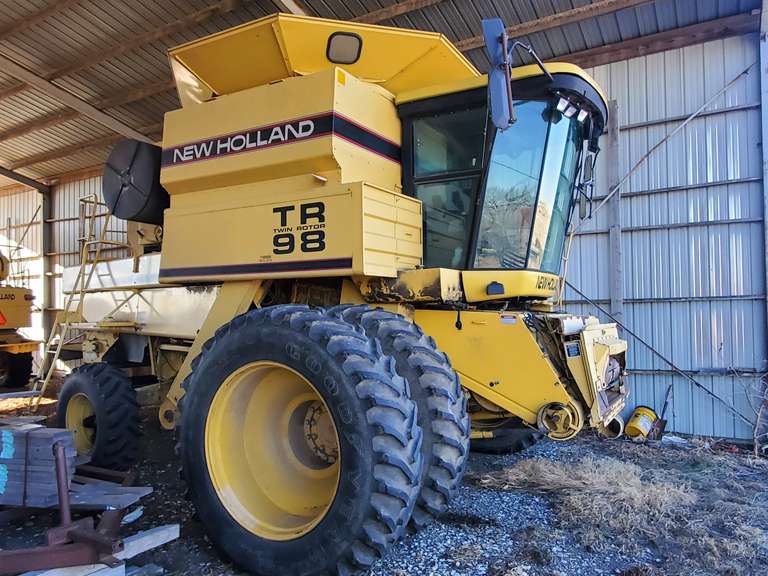 New Holland TR98 Combine - Gavel Roads Online Auctions