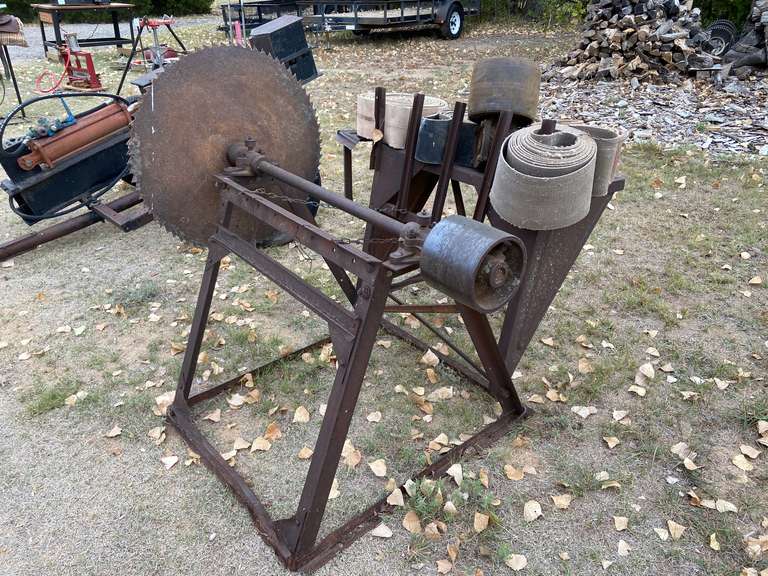 Antique Buzz Saw & Assorted Belts - Gavel Roads Online Auctions