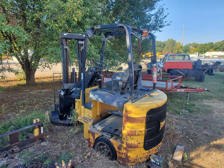 Landoll/Bendi Forklift - Gavel Roads Online Auctions