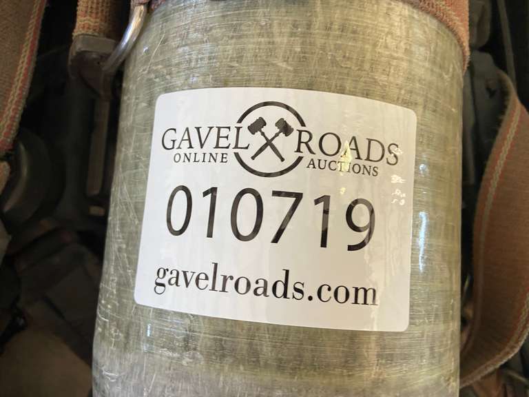 AVON/ISI Viking Z Seven SCBA Air Packs, (2) Full Packs & (2) Extra ...