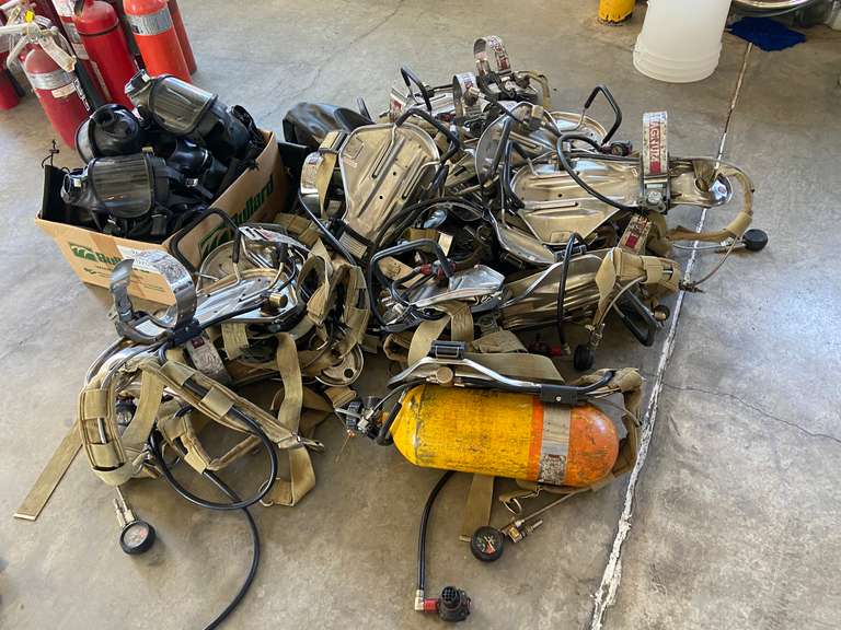 (14) ISI Facemasks & ISI Magnum Firefighter AirPacks - Gavel Roads ...