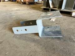 Simpson Building Caps, Hangers, Post Bases - Gavel Roads Online Auctions