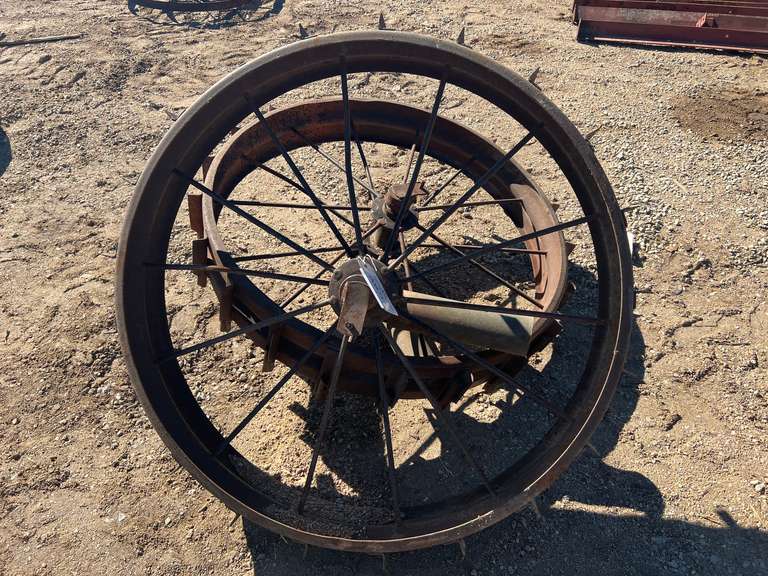 (2) Antique Steel Tractor Wheels - Gavel Roads Online Auctions