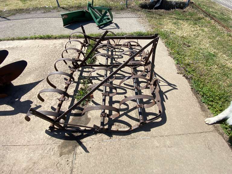 3 Point Spring Tooth Cultivator - Gavel Roads Online Auctions
