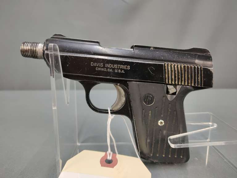 Davis Industries P380 .380 Auto Pistol & (1) Magazine - Gavel Roads ...