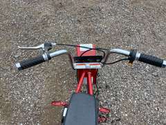 Serengeti Motorsports Badger Mini Bike - Gavel Roads Online Auctions