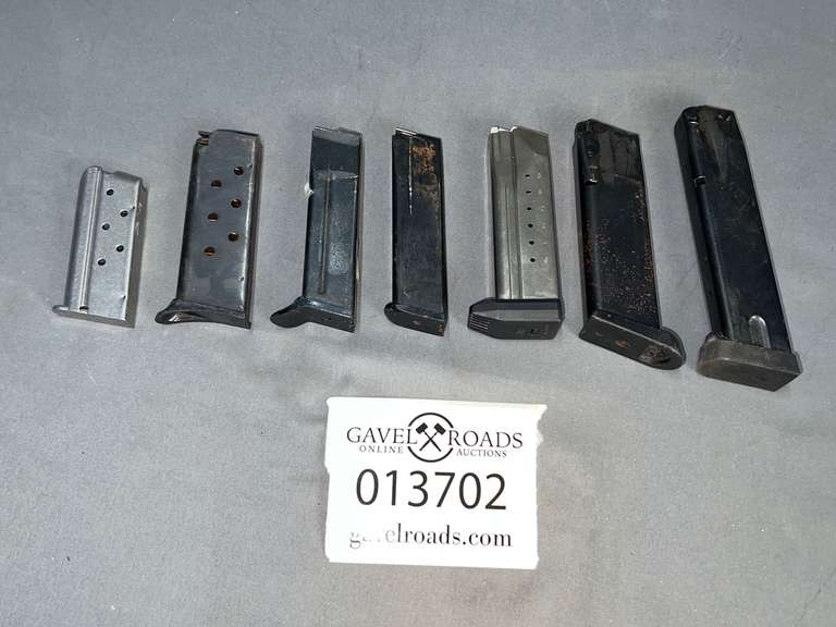 (7) Assorted Handgun Magazines - Gavel Roads Online Auctions
