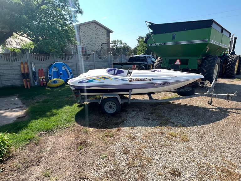1999 Euroline Cyclone-S Speed Boat - Gavel Roads Online Auctions