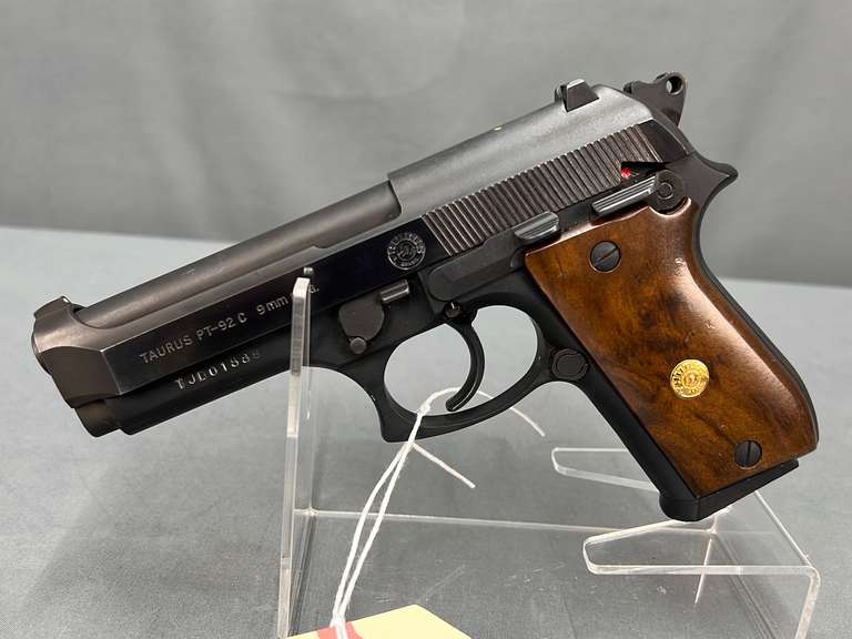 Taurus PT-92C 9mm Handgun & (2) Magazines - Gavel Roads Online Auctions