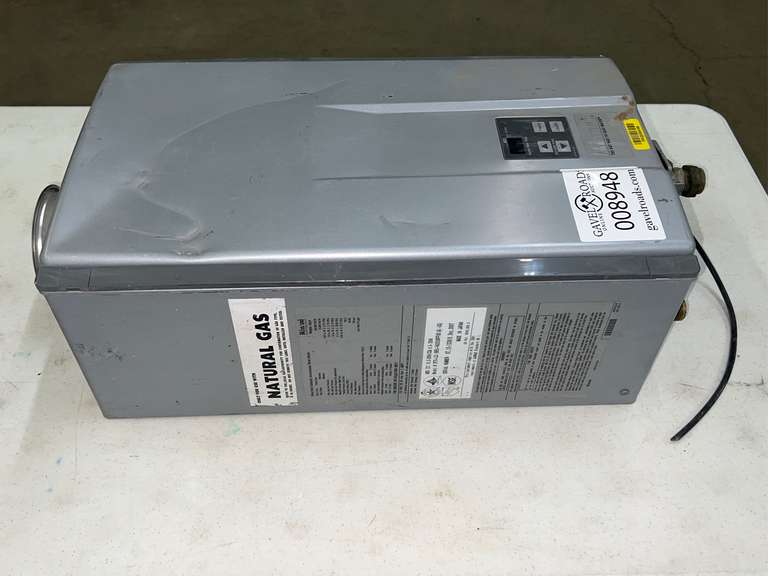 Rinnai R75-LSI Water Heater - Gavel Roads Online Auctions
