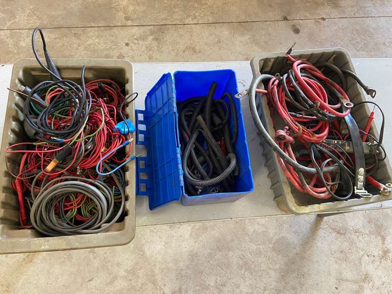 Assorted 12 Volt Cables & Wires - Gavel Roads Online Auctions