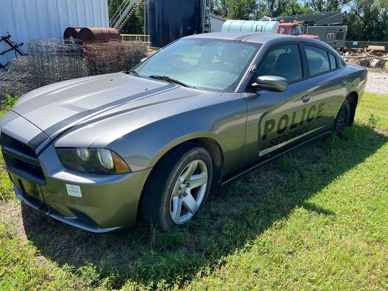 Undercover Police Cars Charger