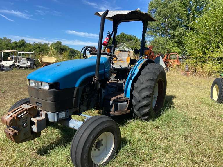 Ford TN70 Tractor - Gavel Roads Online Auctions