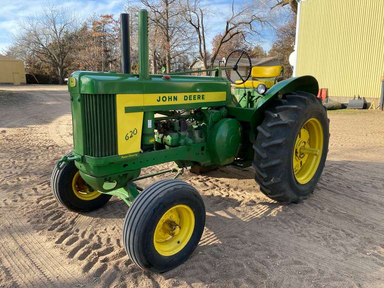 1957 John Deere 620 Standard Gas Tractor - Gavel Roads Online Auctions