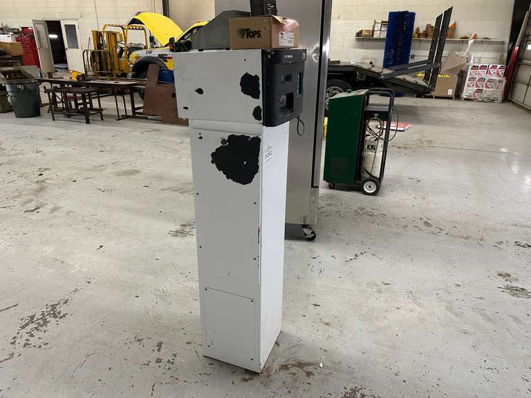 Gasboy Top Kat Island Pedestal Key Encoder w/Extra Keys - Gavel Roads ...