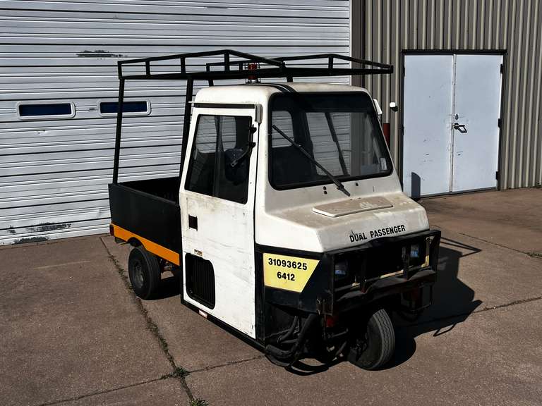 1997 Cushman Truckster - Gavel Roads Online Auctions