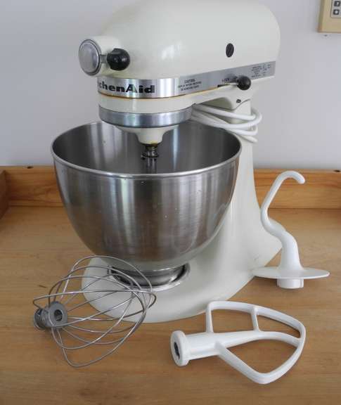 Vintage Kitchen Aid Standard Mixer - Model K45SS - GC5 Auctions