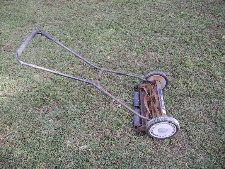 Vintage American Lawn Mower Company Working Manual Push Mower - GC5 ...