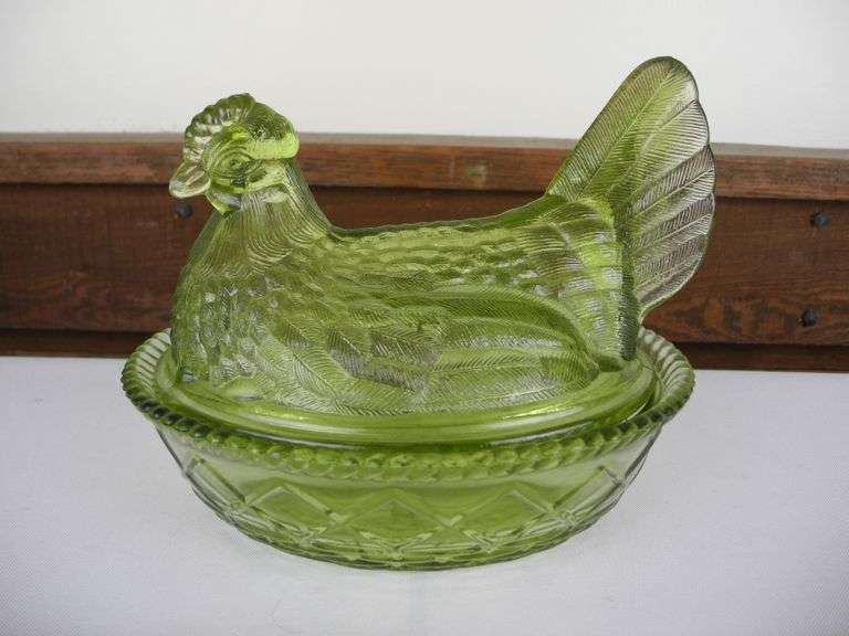 Large Green Hen on a Nest - GC5 Auctions