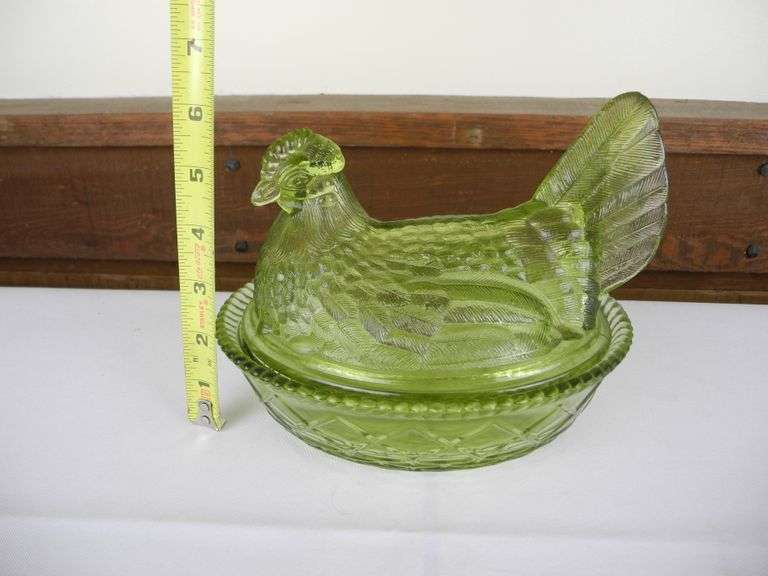 Large Green Hen on a Nest - GC5 Auctions