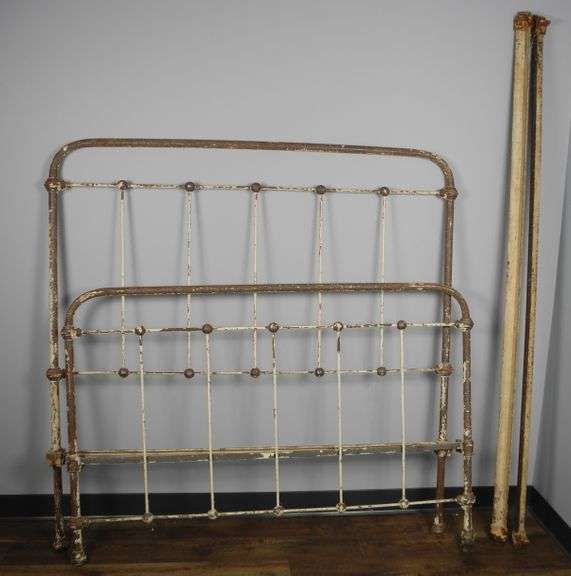Antique Three Quarter Bed Frame with Rails - GC5 Auctions