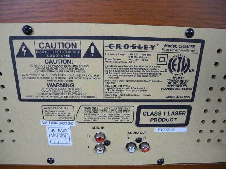 Crosley Stereo Console Turntable / CD Player / Radio / Cassette Player ...