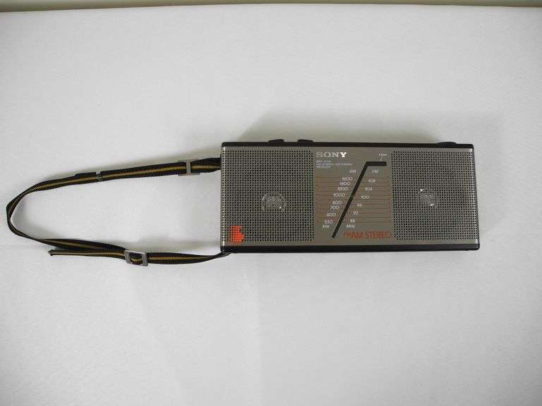 Vintage Sony SRF-A100 AM / FM Radio - GC5 Auctions