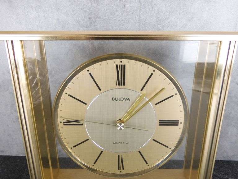 Beautiful Vintage Bulova Quartz Mantle Clock - GC5 Auctions