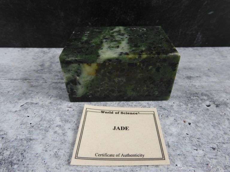 Small Lidded Jade Box - GC5 Auctions