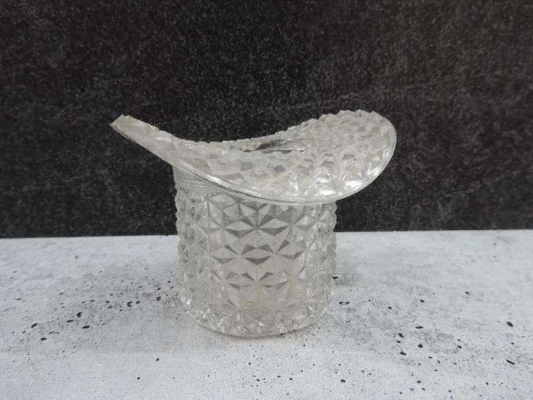 Vintage Cut Glass Top Hat - GC5 Auctions