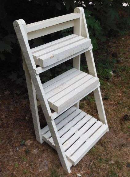 Folding 3 Tier Step Display Shelf / Plant Stand - GC5 Auctions