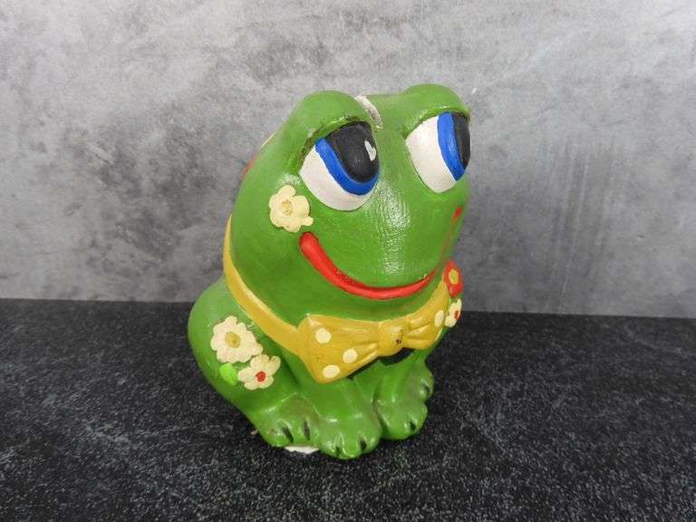 Vintage Chalkware Frog Bank - GC5 Auctions