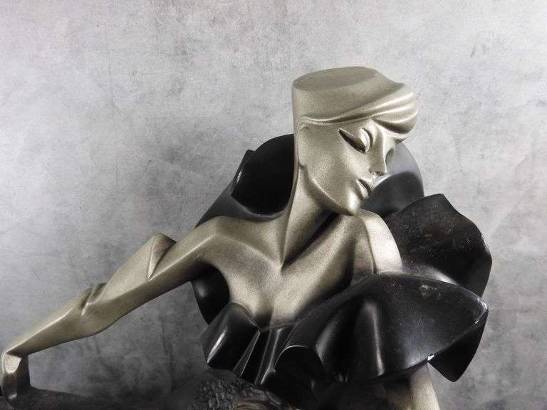 Large Austin Sculptures "After Eight" Figure of Lady with Dog - GC5 ...