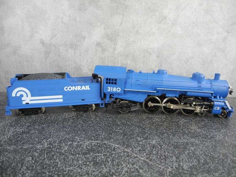 Conrail Blue "HO" Scale Locomotive #3180 with Tender - GC5 Auctions