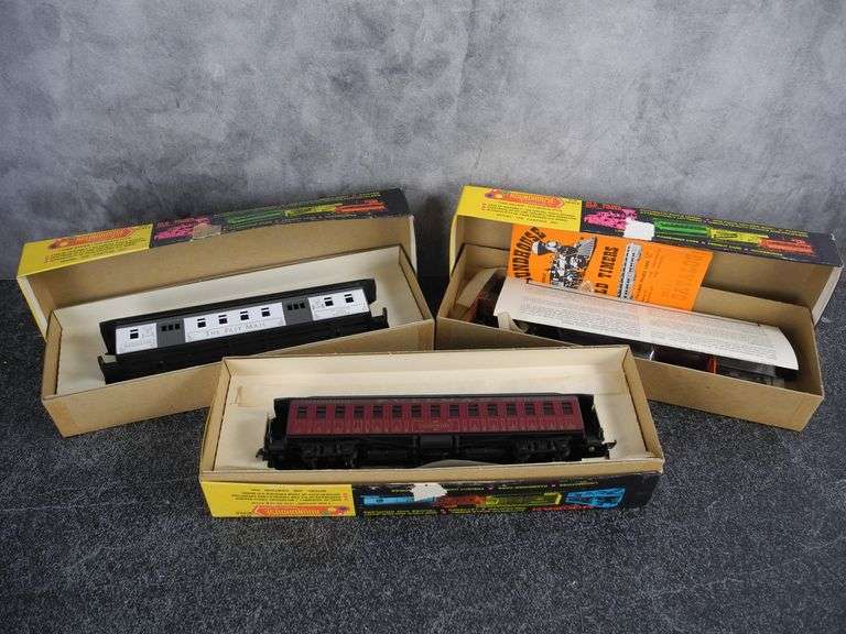 Lot of 3 "HO" Scale Train Kits in Boxes - GC5 Auctions