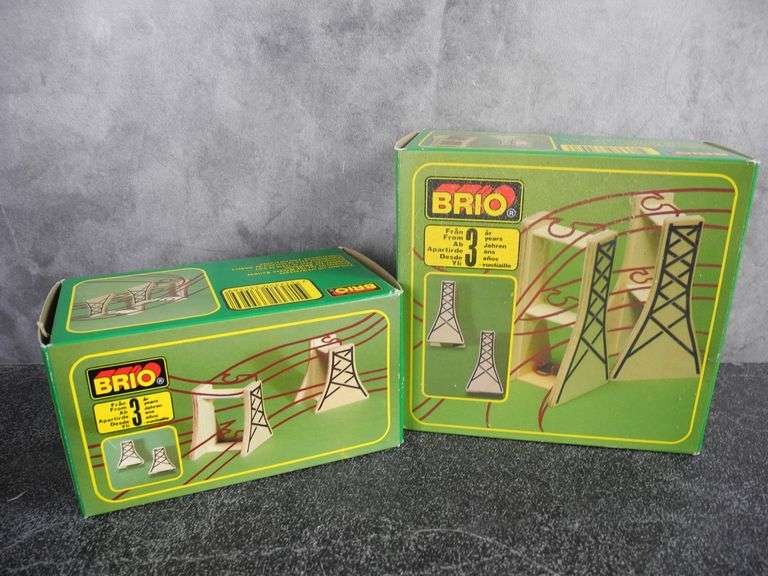 Lot of 2 Brio Wooden Train Layout Accessories #33556 & 33557 - GC5 Auctions