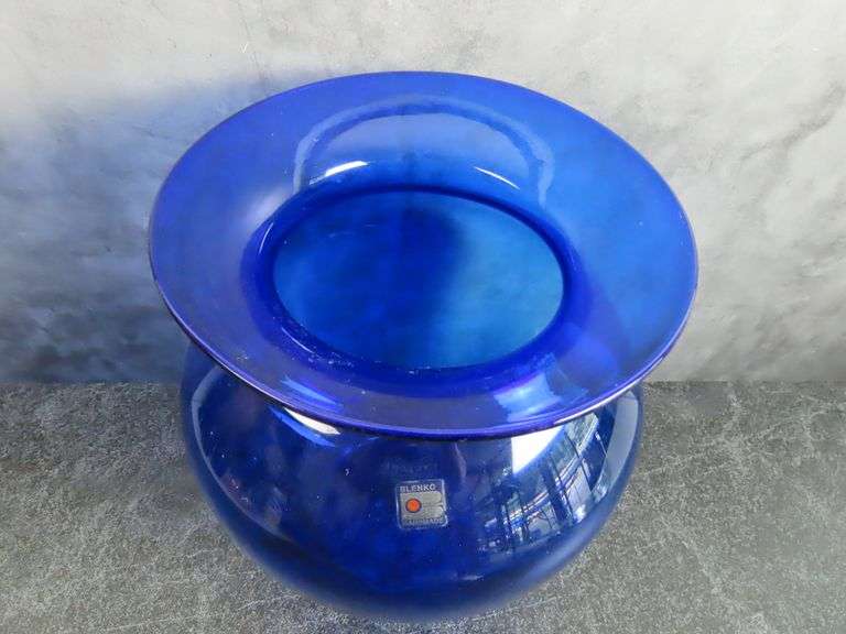 Large Handmade Blenko Vase - GC5 Auctions