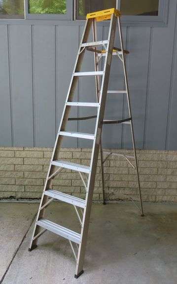 Werner 8ft Folding Aluminum Ladder - GC5 Auctions