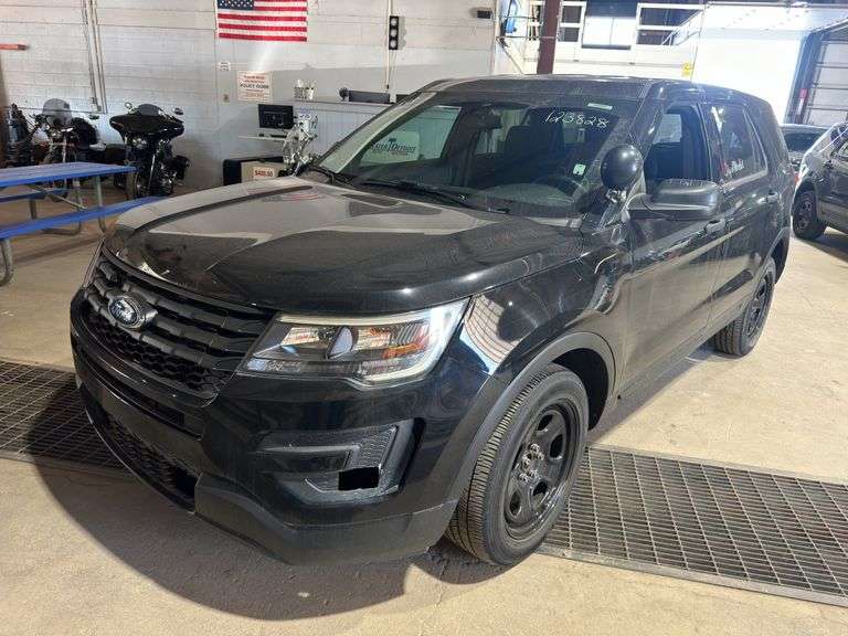 2017 FORD Explorer Police 1FM5K8AR0HGC24864 - Greater Detroit Auto Auction
