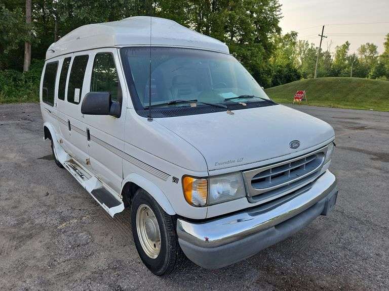 2001 FORD E-250 1FDPE24L11HB38421 VMI-2432-0577-MI 2001 FORD E-250 ...