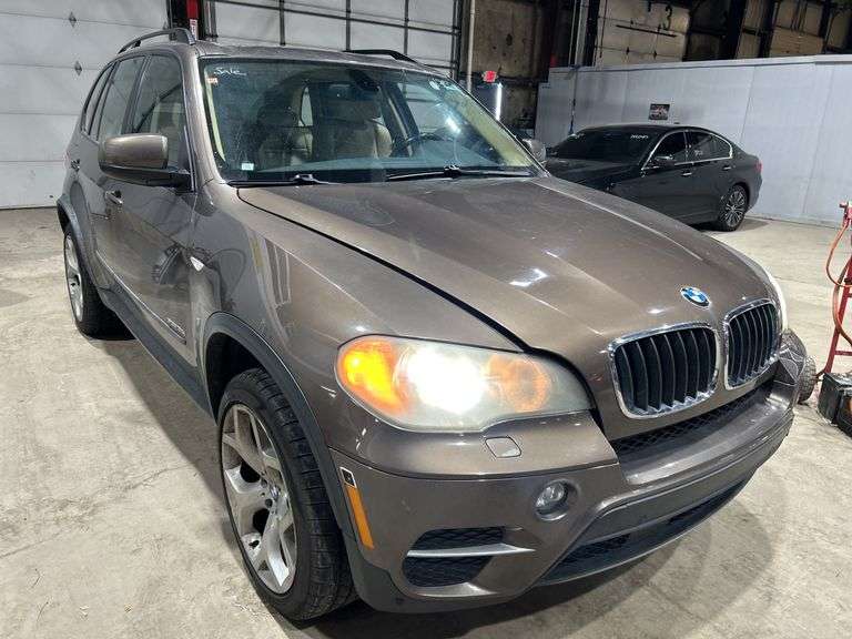 2011 BMW X5 xDrive35i - Greater Detroit Auto Auction