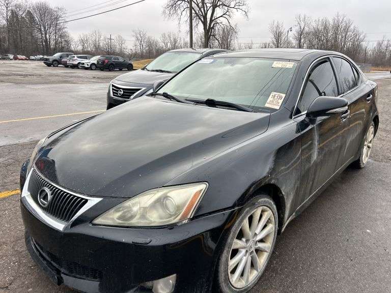 2010 LEXUS IS 250C JTHCF5C27A5037815 - Greater Detroit Auto Auction