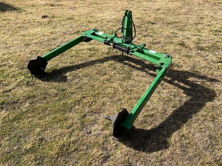 Frontier 3pt. Hay Unroller - Great Plains Auction
