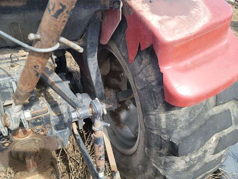 Case D35 Compact Tractor - Great Plains Auction