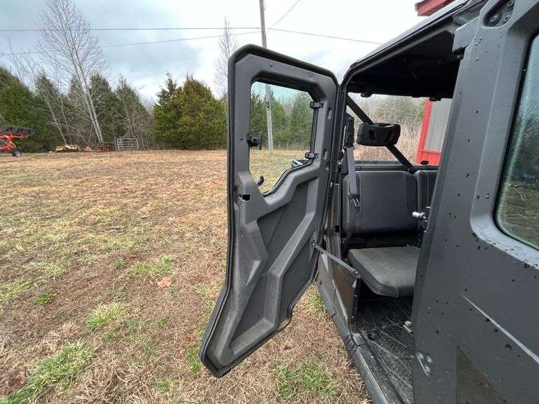Tracker 800 SX Crew Side By Side - Great Plains Auction