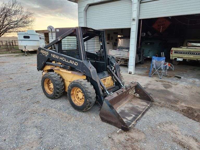 LX665 Turbo New Holland Skid Steer - Great Plains Auction