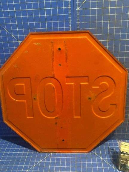 Stop sign metal - Gregg Auctions